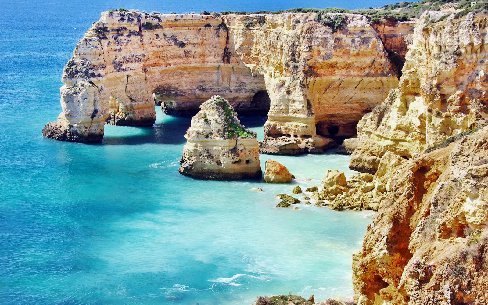 Two night tour Algarve from Lisbon – Blue Olive